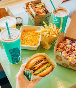 18 Vegan Fast Food Options in 2025: Where To Go When You're Traveling - Veggies Abroad
