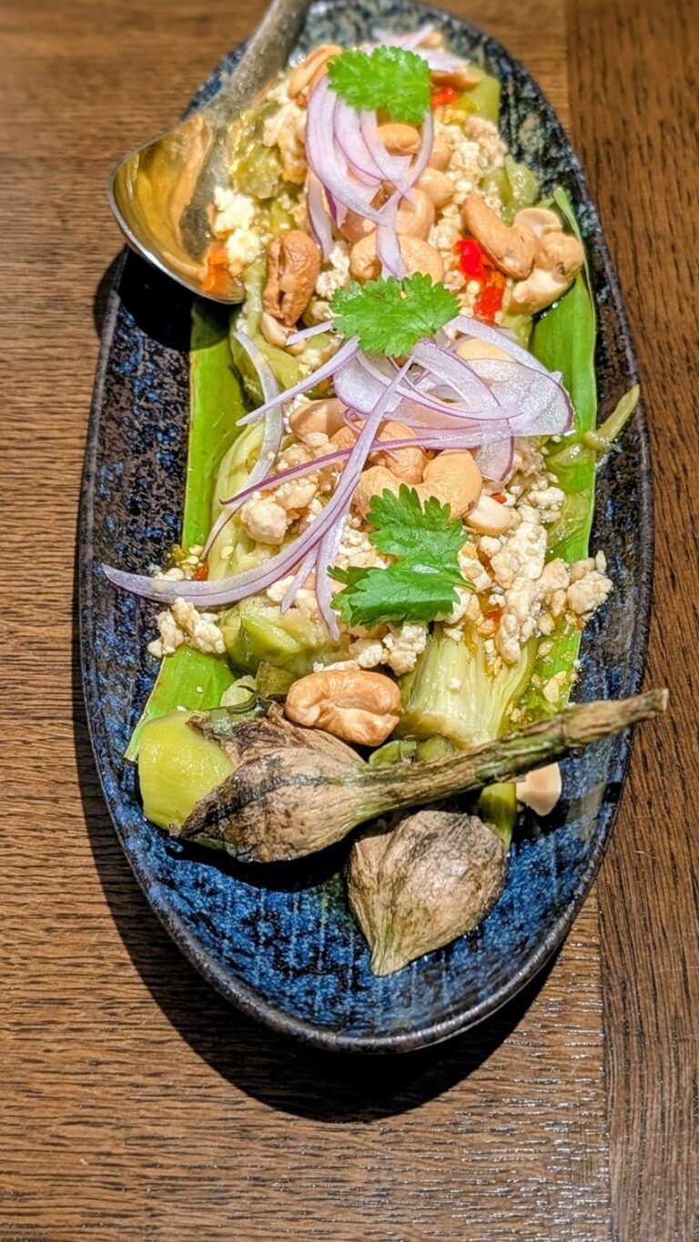 14 Can't Miss Vegan Restaurants in Bangkok + Tips 2026 - Veggies Abroad